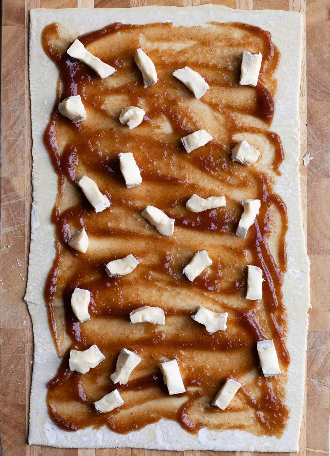 Apple Butter Baked Brie Puff Pastry Twists (Easy Fall Appetizer)